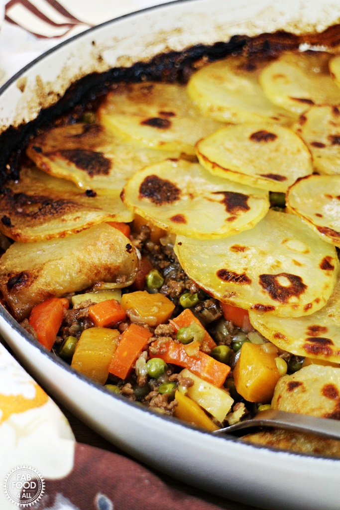 One Pot Minced Beef Hotpot LivePeasant