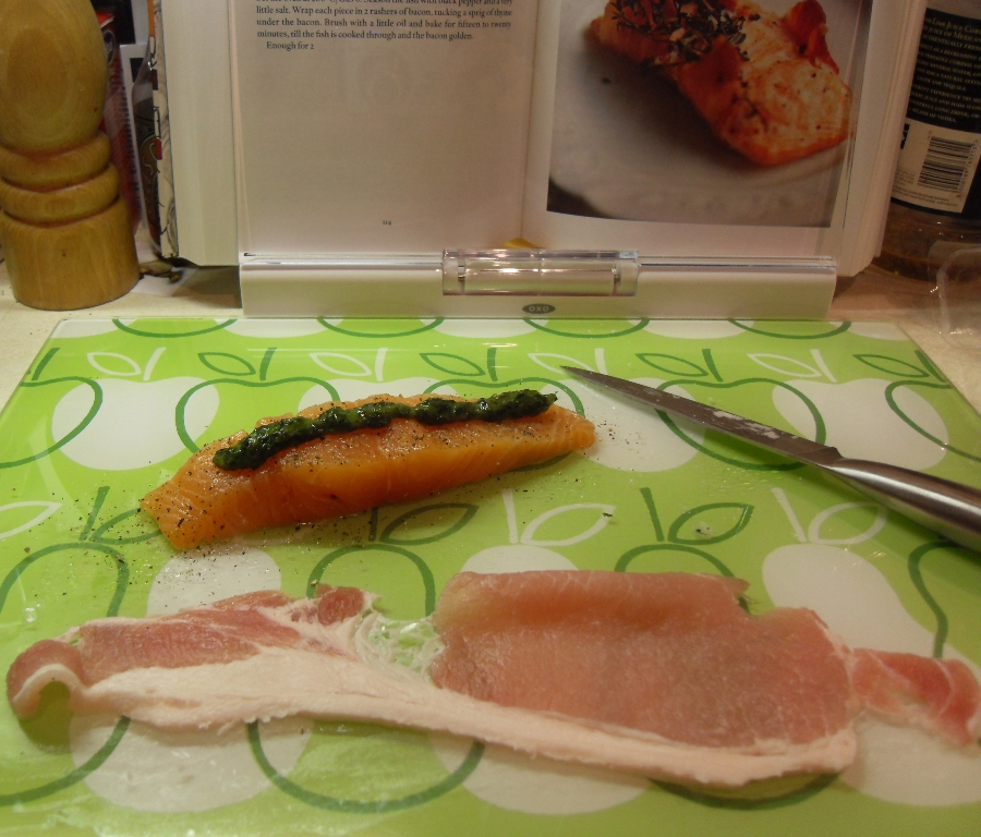 Bacon-wrapped Salmon - quick & simple! Fab Food 4 All