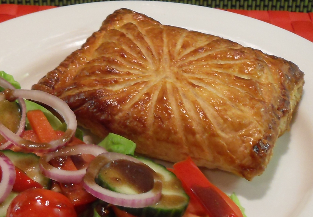 Ham, Cheese and Sweetcorn Turnovers | Fab Food 4 All