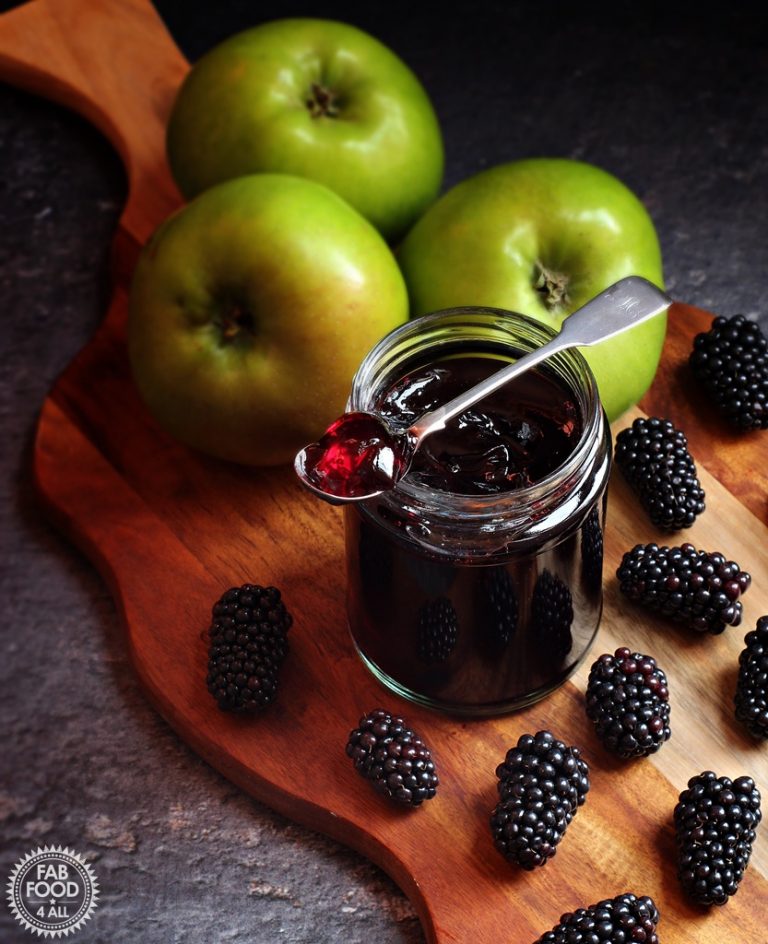 Easy Blackberry & Apple Jelly - utterly delicious! | Fab Food 4 All
