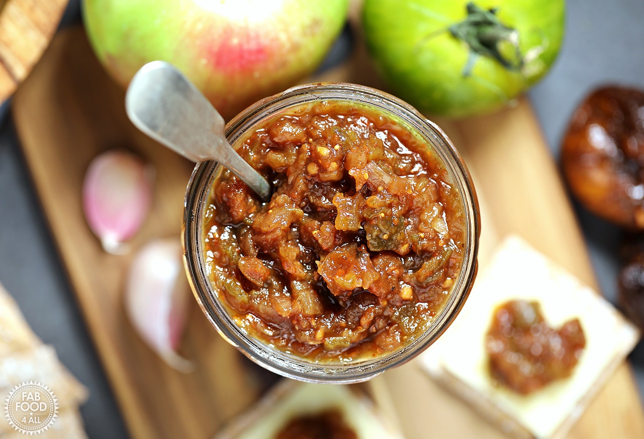 Easy Green Tomato Chutney with Fig (1st Prize Winning)
