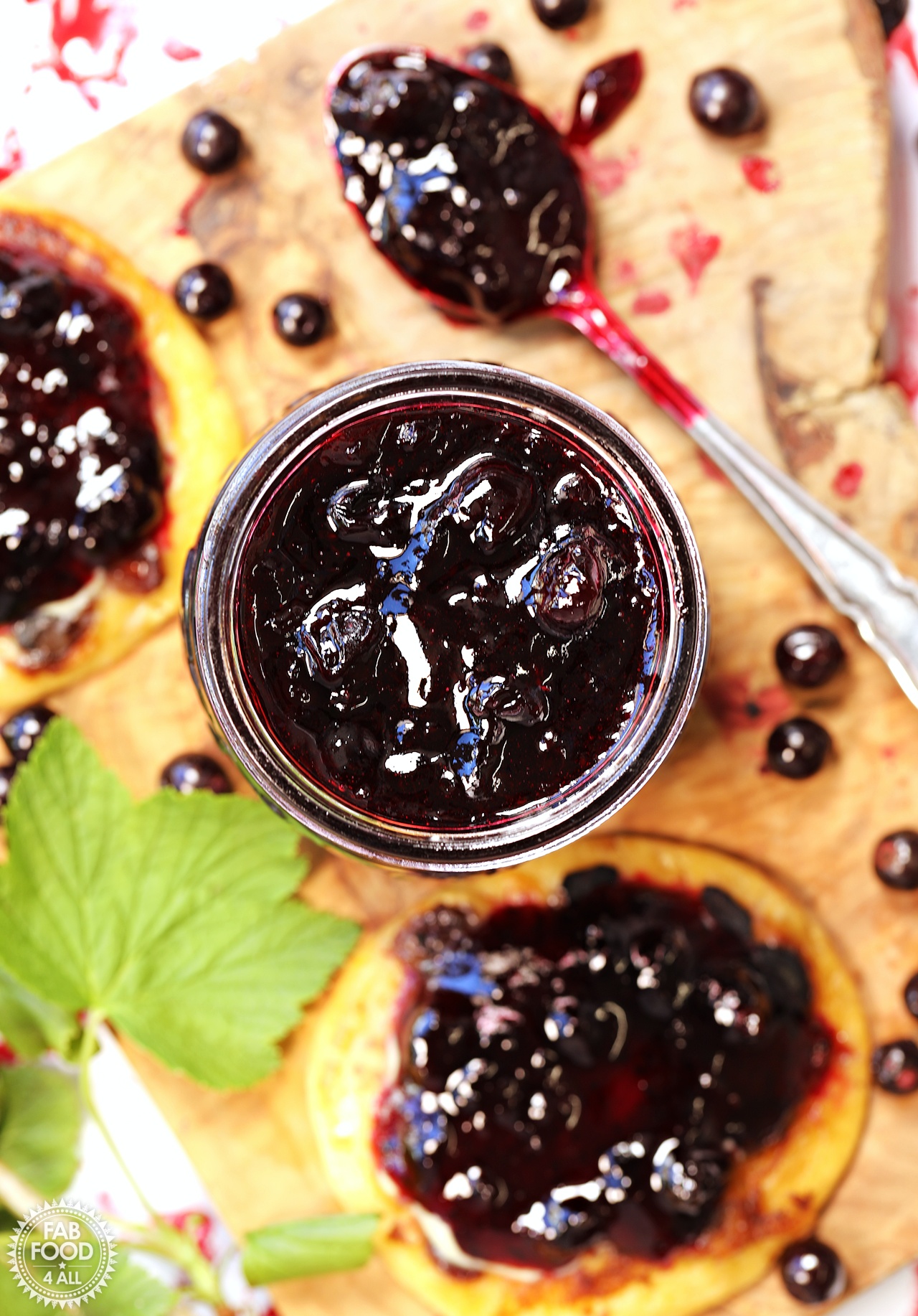 Easy Blackcurrant Jam Recipe (No Pectin)