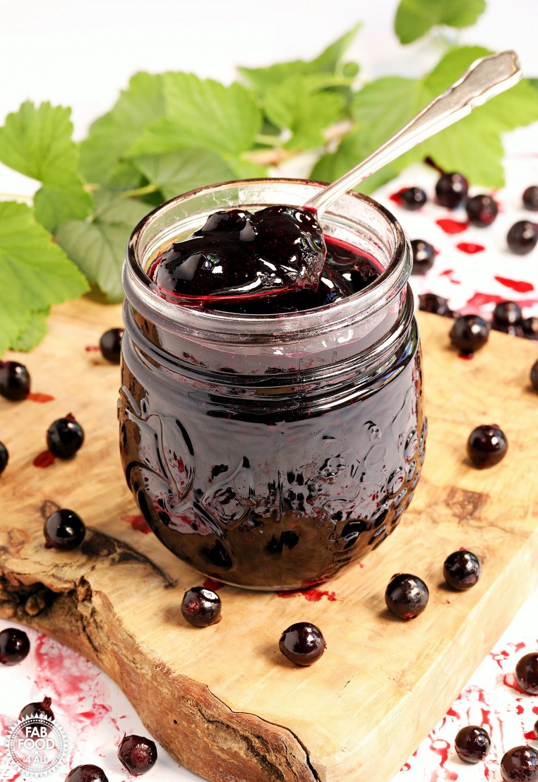 Easy Blackcurrant Jam Recipe (No Pectin)